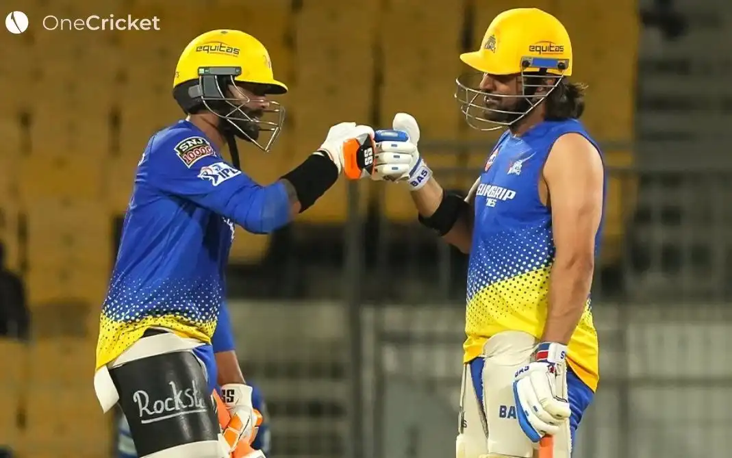 Throwback: When Ravindra Jadeja Replaced MS Dhoni As The New CSK ...