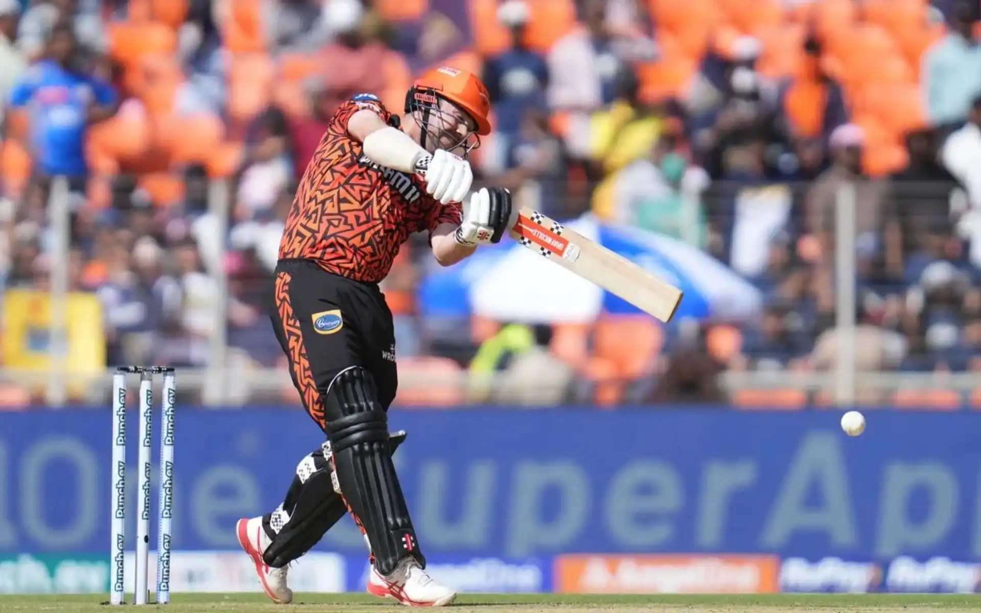 IPL 2024, GT vs SRH - Head Gifts The Momentum To GT; INR 2 Lakhs Loss ...
