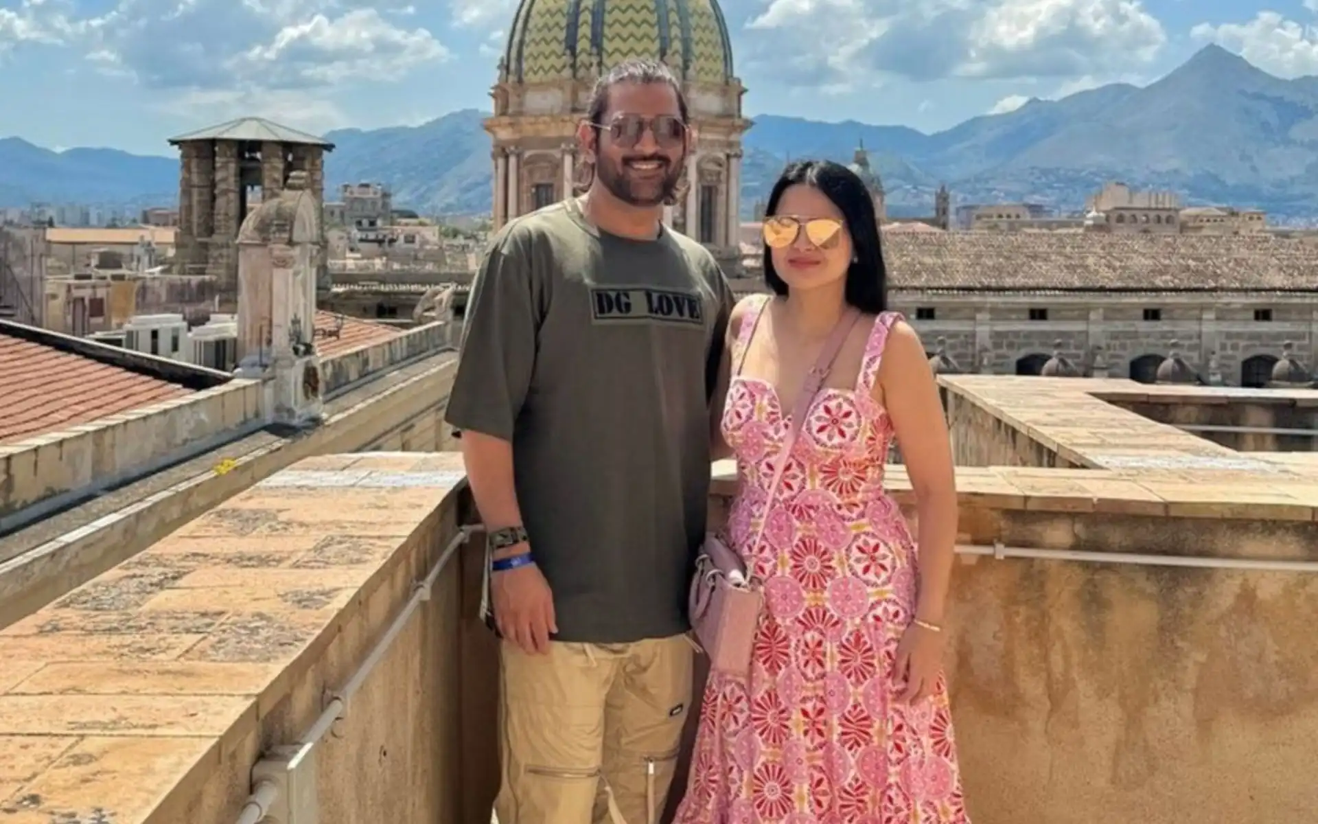 Meet MS Dhoni's Family Members Who Came To Cheer Him During CSK vs DC ...