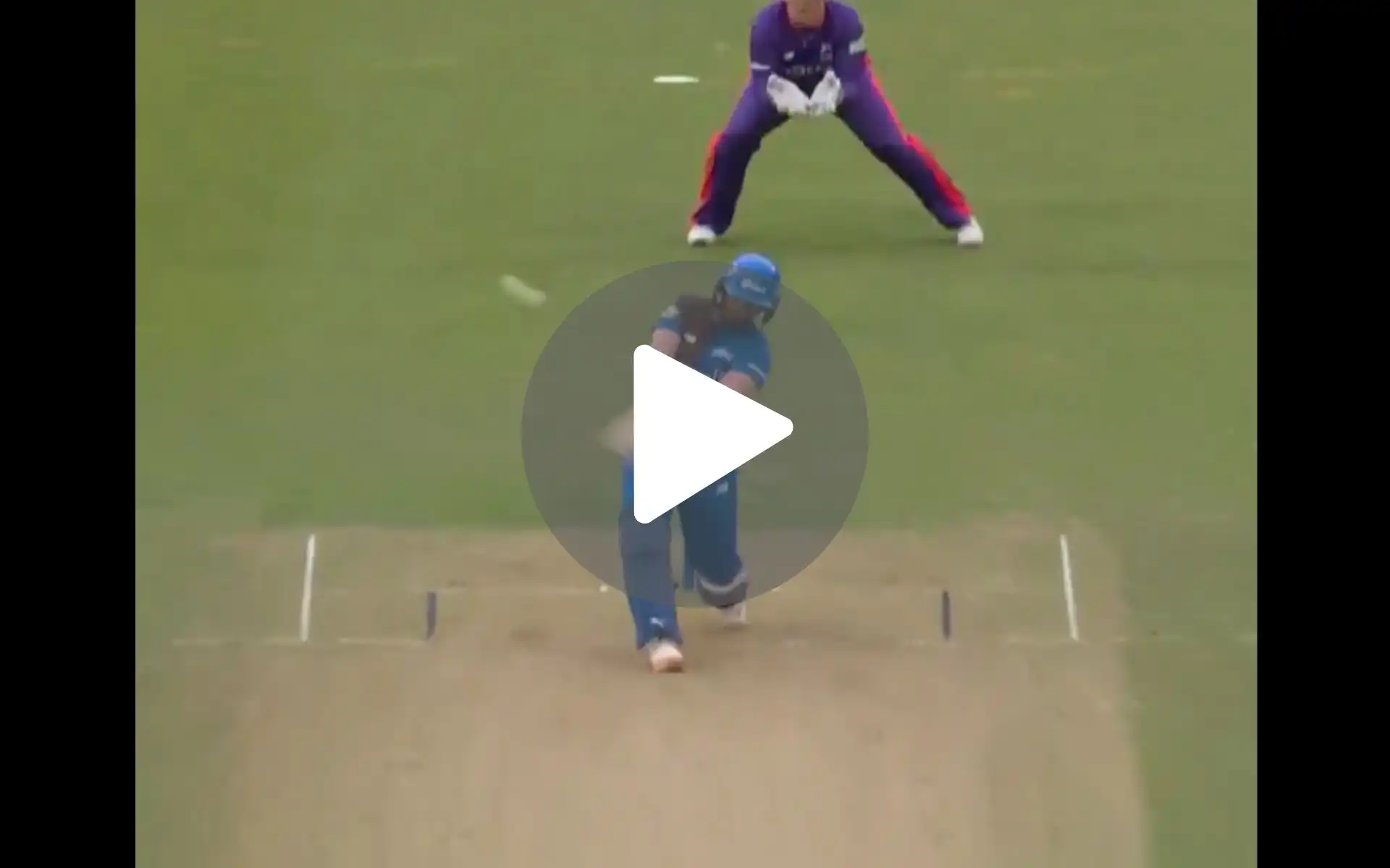 [Watch] Deepti Sharma Pulls Off An Iconic Yuvraj Singh-Style Six Over ...
