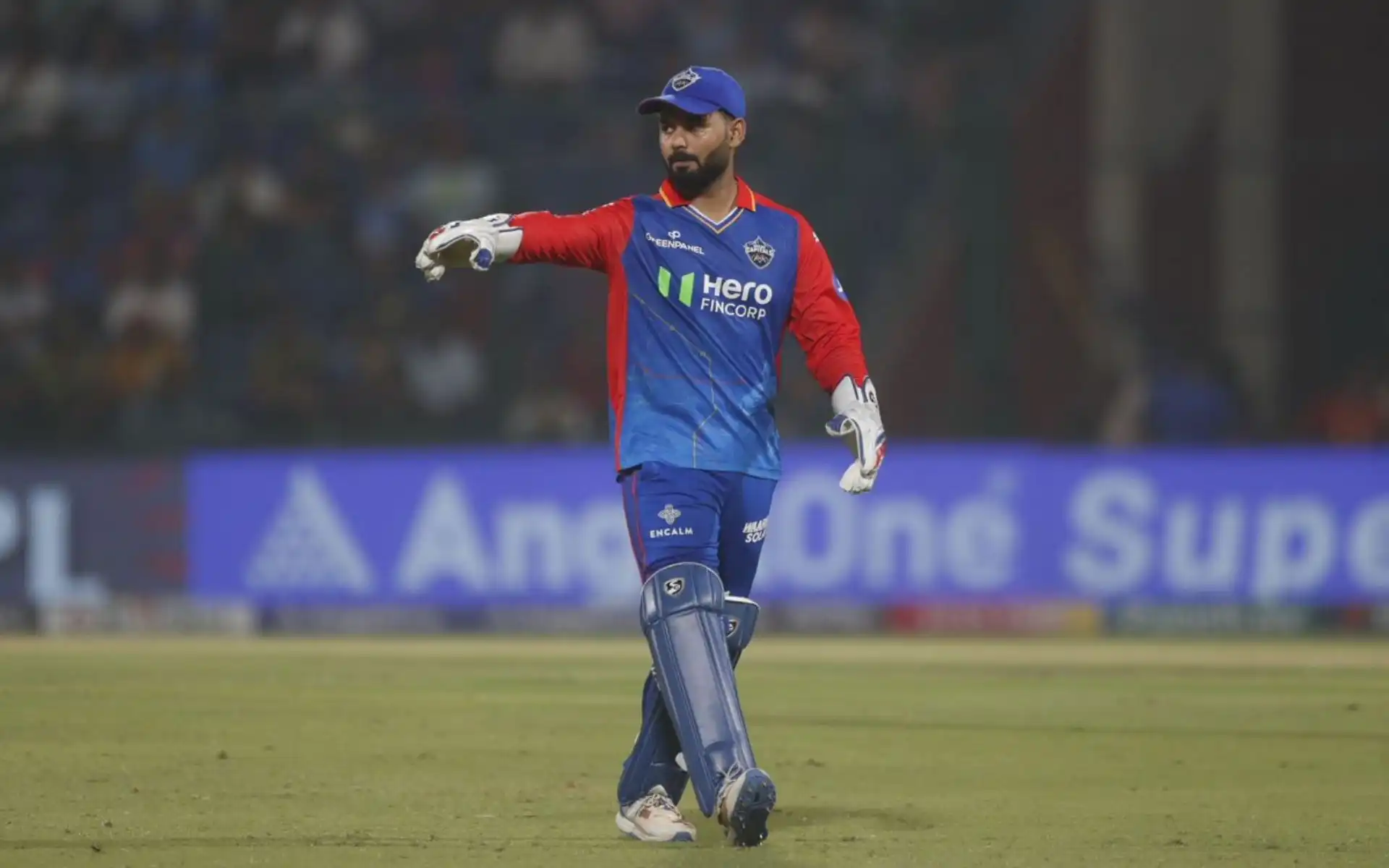 3 Players Who Can Replace Rishabh Pant As Delhi Capitals' Captain For ...