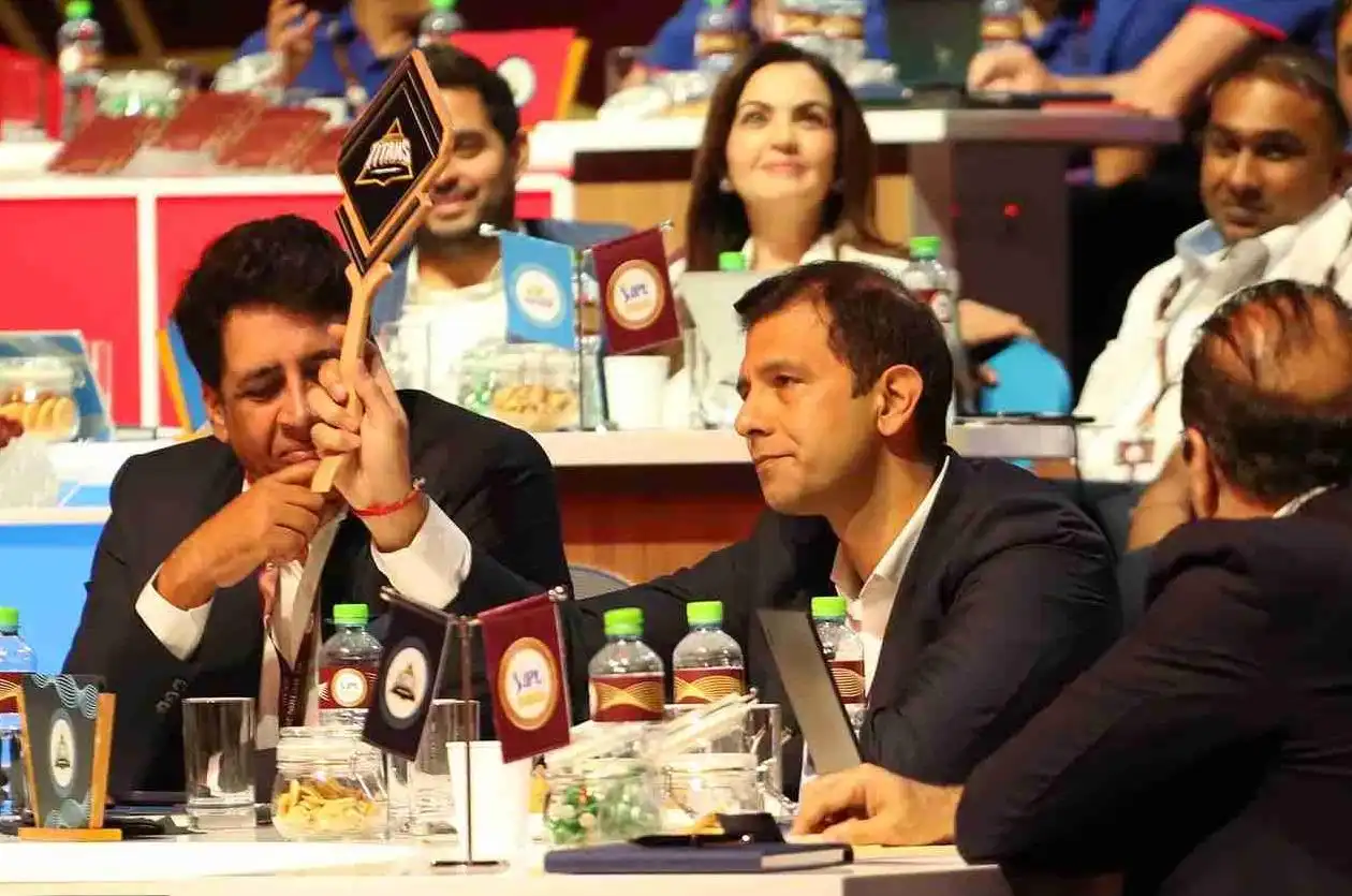 IPL 2025: What Is RTM Card Rule? How Franchises Benefit From This In ...