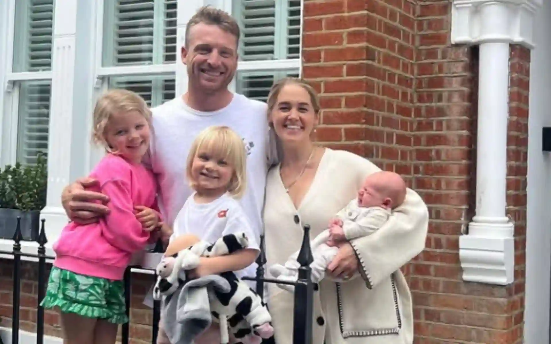 Meet Jos Buttler’s Wife, Louise, Who Bowled Over England Captain's ...