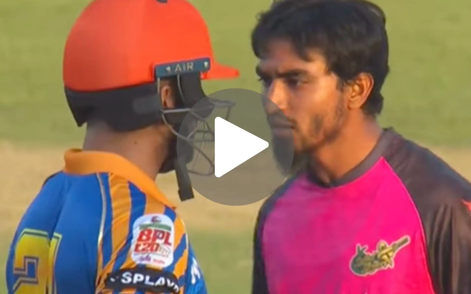 [Watch] Pakistan Star Mohammad Nawaz's Ugly Shoulder Bump With Tanzim ...