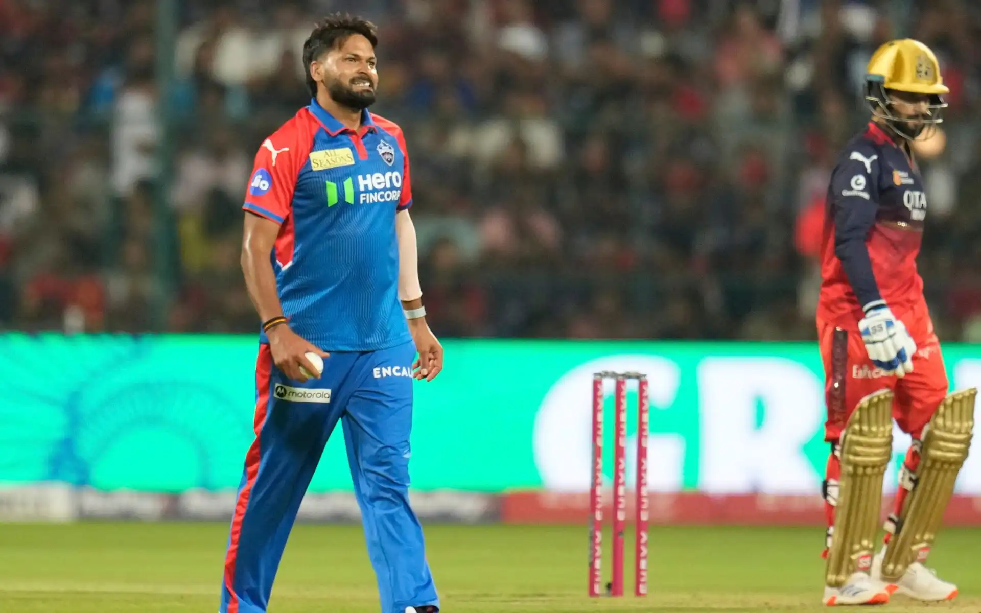 Mukesh Kumar Puts Mitchell Starc To Shame As He Joins Elite List After ...