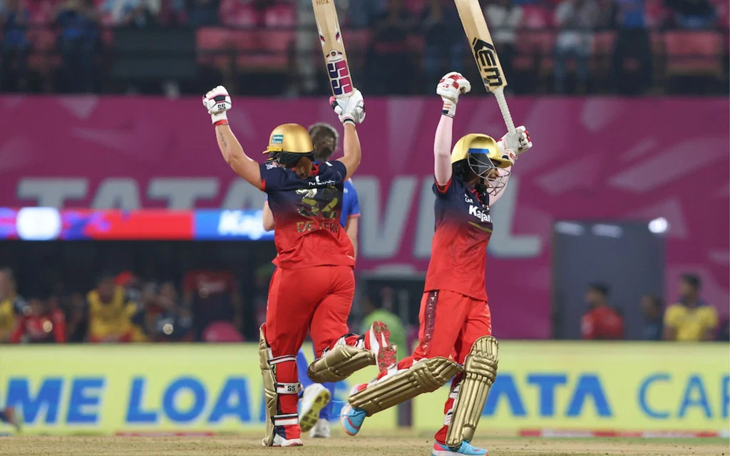 Nadine de Klerk pulls off the impossible as RCB edge Mumbai Indians in ...