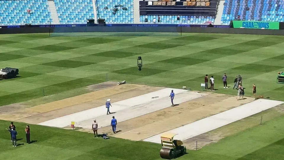 UAE vs IRE Pitch, Weather Report of Dubai International Stadium- 1st ...